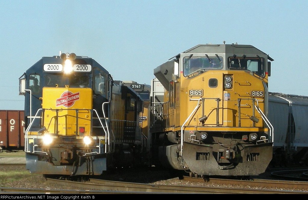 UP 8165 and ALS 2000